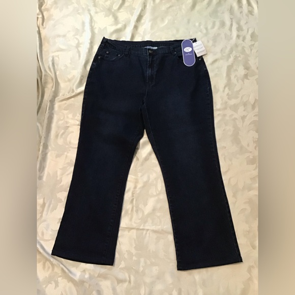 DG2 by Diane Gilman | Jeans | Nwt Dg2 Diane Gilman Dk Wash 5pocket Buttonzip Slight Flare ...